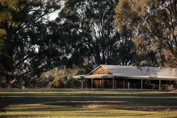 Secluded 5br House @ Palmers Lane Estate With Pool, Tennis, Walk To Cellardoors - Pokolbin