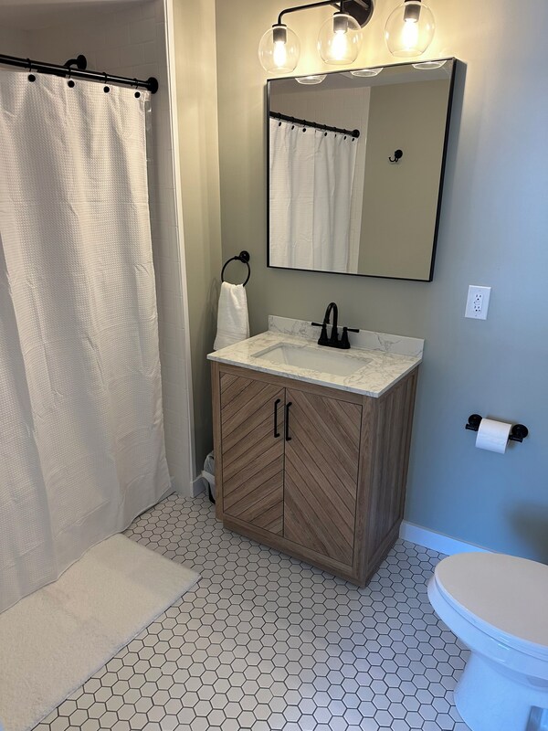 Cozy Mountain Two Bedroom Apartment - Tannersville, NY