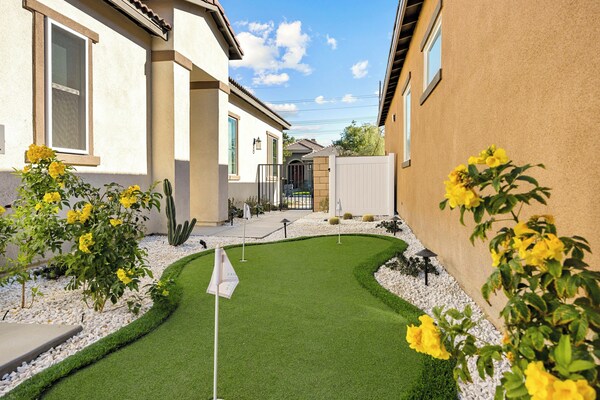 Fairway Gem By Vare | Pool+spa+putting Green - Indio, CA