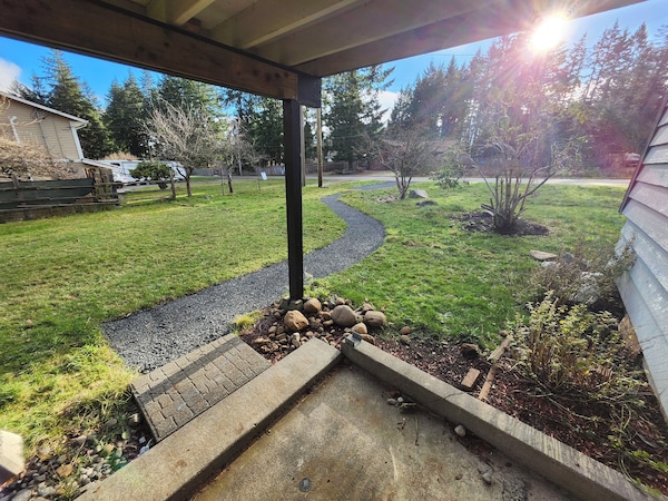 Pridy Guest Suite - Courtenay, BC, Canada