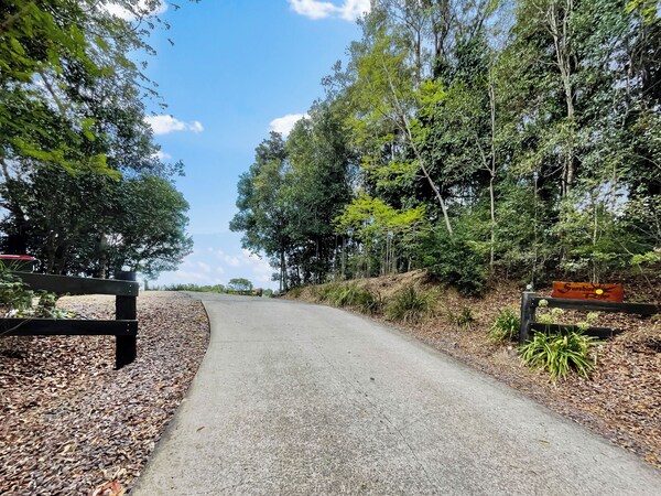 Cooroy - Bewell Eco Cottage - Garden Views - 25 Mins To Noosa Heads - - Pomona