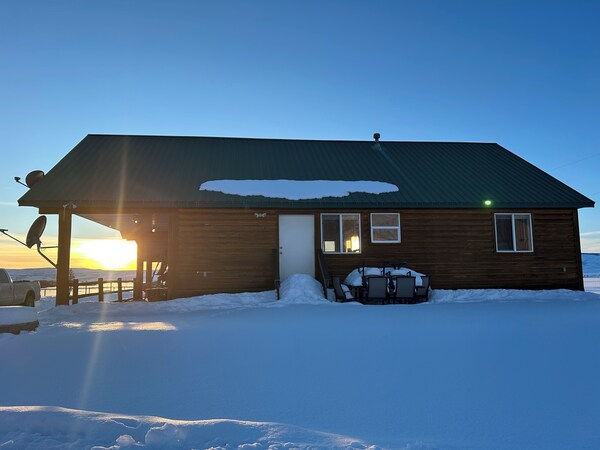 The Cokeville Cabin & Ranch - 100 Acres Of Solitude - Wyoming