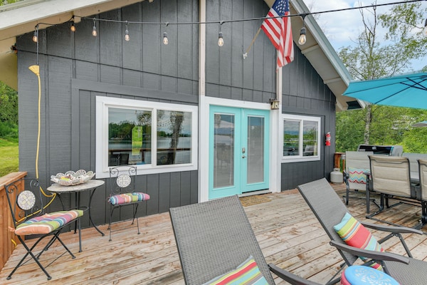 Scenic Waterfront Big Lake Home: Fish, Boat, Sled! - Alaska