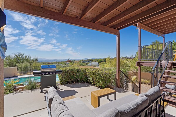 Catalina Foothills, 5 Bedroom, Heated Pool And Spa, Views, Sleeps 16+ - Mount Lemmon, AZ