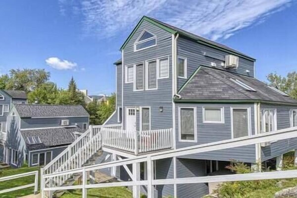 La Chouette: Ski Out Condo On The Voyageur Trail! - Laurentides