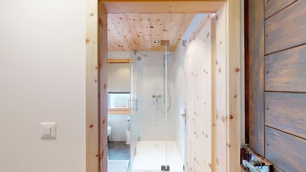 Apartment Chesetta - Frisch Renoviertes Studio In Ruhiger Lage In Pontresina - Pontresina