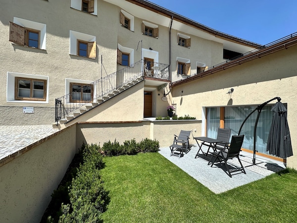 Giardin Apartment: Garden Bliss, Wellness, And Historic Elegance - Zuoz