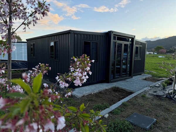Cosy 2 Bedroom Tiny Home In The Beautiful Cityof Waikato - Huntly
