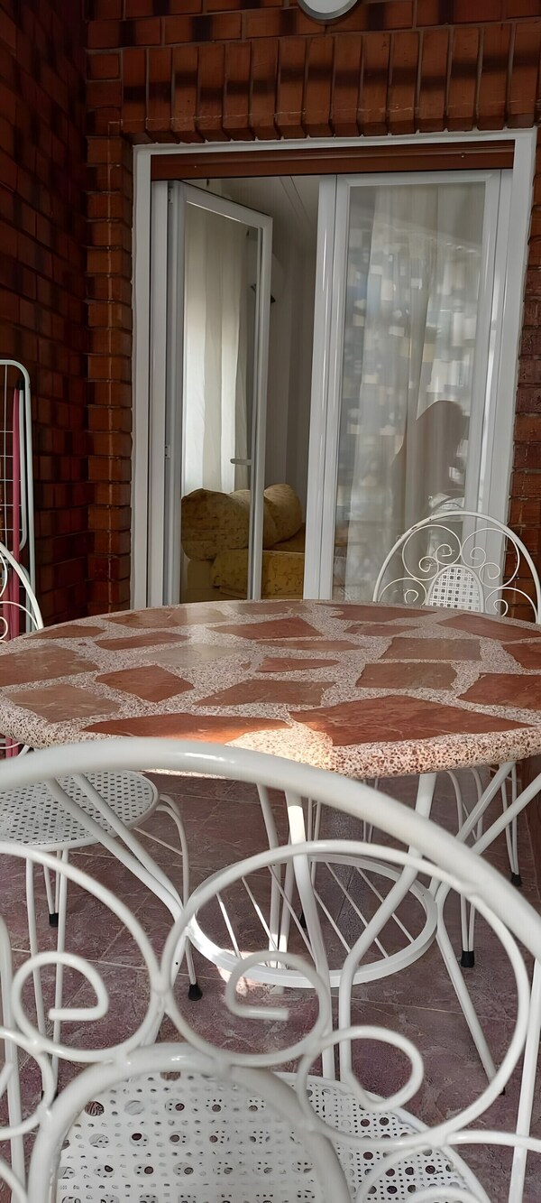 Apartamento 'Sevilla 3' Con Terraza Privada, Wi-fi Y Aire Acondicionado - Tembleque