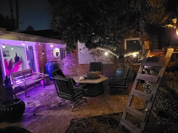 Cozy Private Rv In Sherman Oaks , With Amazing Reviews. - Santa Monica, CA