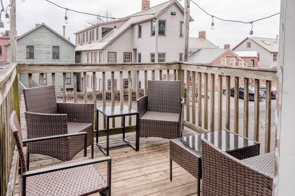 Downtown Lakefront Hideaway - Shelburne, VT