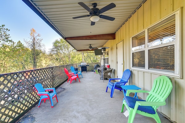 Riverfront Fishing: Home In Columbus W/ Grill - Columbus, MS