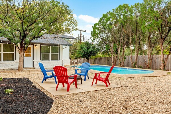 Luxury Newly Renovated Home W/private Pool+fire Pit+bbq Near Downtown&airport - San Antonio, TX