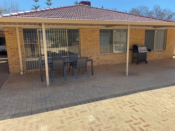 Ocean Keys Family Accommodation\nfamily Style, Pet Friendly Home.\n - Perth