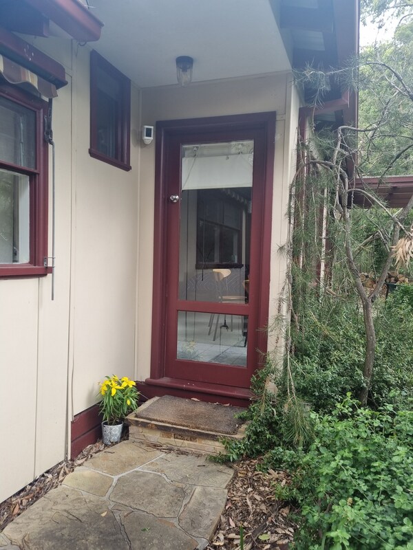 Gardenview For A Restful Break - Forest Hill