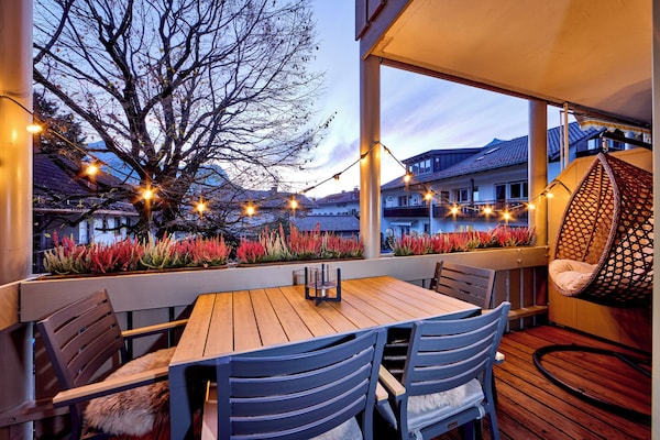 Alpine Luxury In A Breathtaking Oasis In The Heart Of Garmisch-partenkirchen. - Grainau