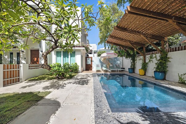 Modern Apartment In Condado With Pool - San Juan