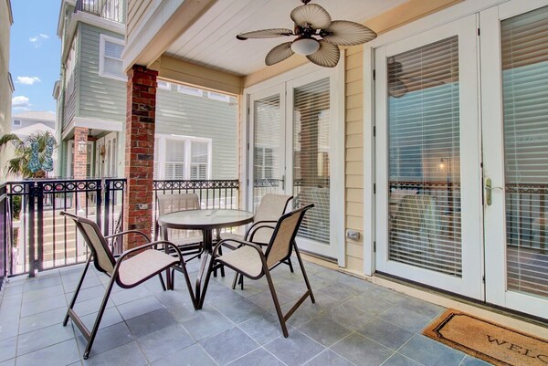 "Easy As 1-2-3" At 123 Grand Pavilion|completely Renovated|on Grand Pavilion Boardwalk|new Listin... - Mount Pleasant