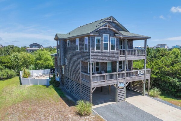 Summer Savings - Oceanside Home In Salvo W/ Private Pool, Hot Tub, And Game Room - Outer Banks, NC