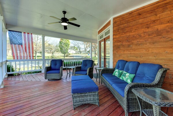 Lakeside Ranch Cabin With Optional Hot Tub - Eagle Rock, MO