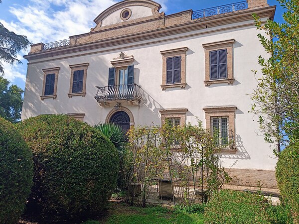 Charming 4-bedroom Villa With Ac And Wifi In Fabulous Assisi. - Assisi