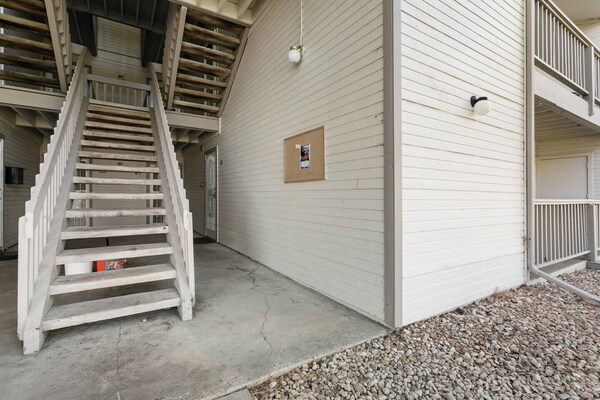High-end Condo Across From Major Recreation Trail - Westminster, CO
