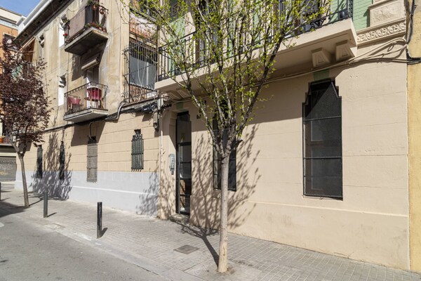 Ola Living Calid Spotify - Gavà