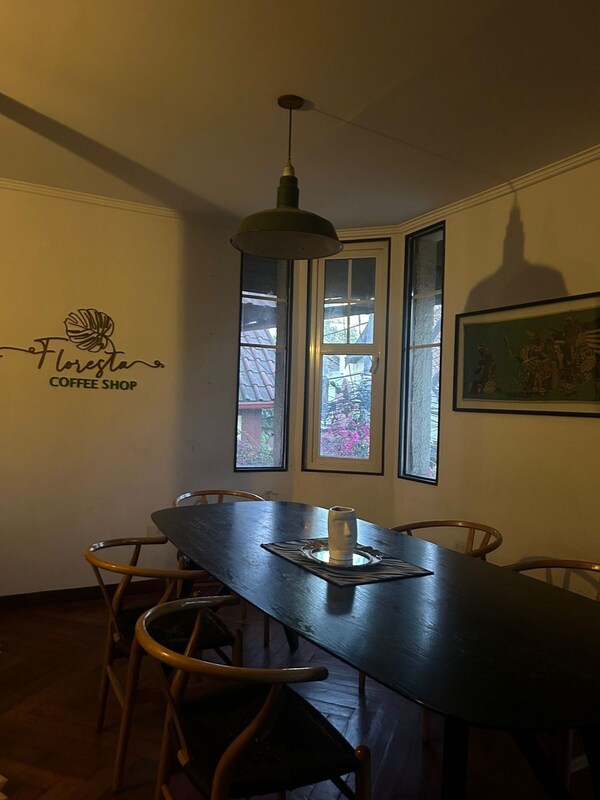 Urban Mansions In The Heart Of Providencia (Floresta Hostal) - Providencia