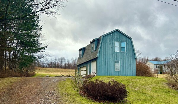 Charming Cottage Retreat Near Skaneateles With Stunning Otisco Lake Views - Skaneateles Lake, NY