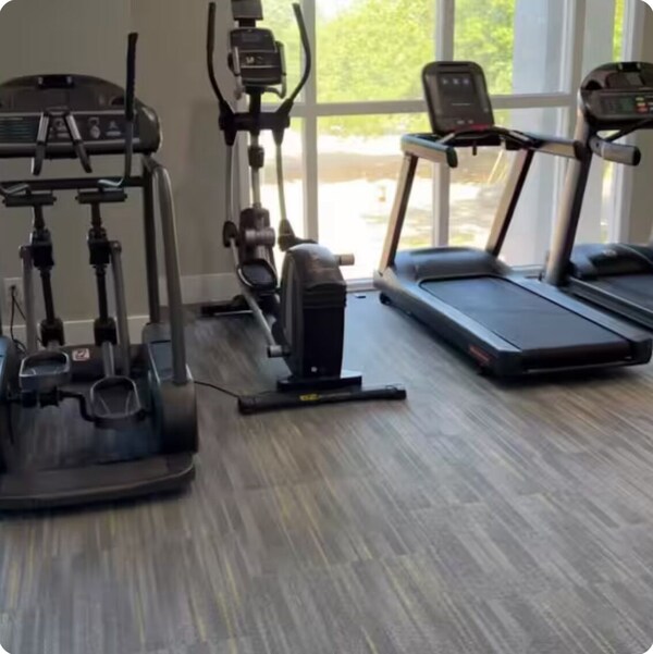 Chic Apartment With Wifi, Ac, Fitness Room, Pool Elevator In Brilliant Houston - Bayou City Art Festival