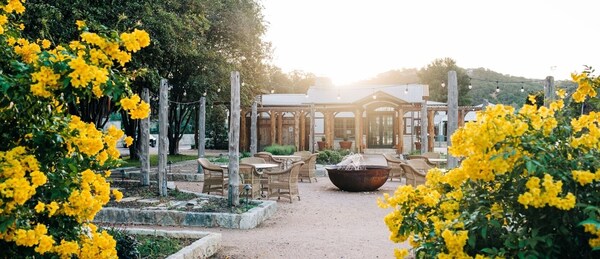 Secluded Pampering At A Lakeside Lodge With Award-winning Spa Treatments - Lake Travis, TX