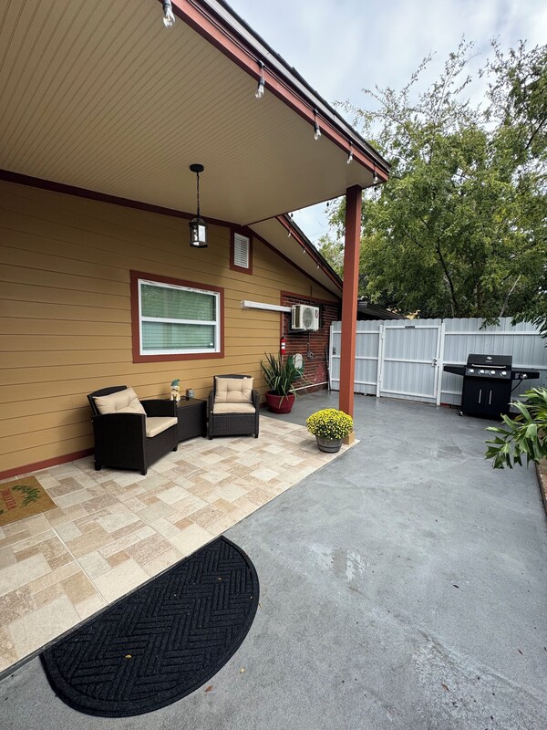 La Casita By Amarelys Y Lazaro - Jacksonville, FL