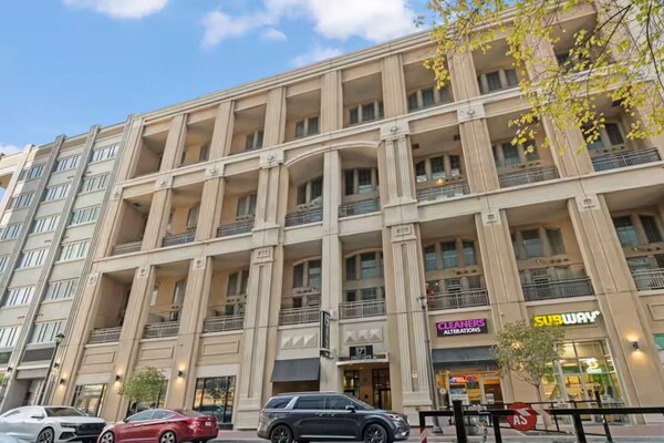 Central & Stylish Loft - 2bed/2bath - Atlantic Station 4th Floor - Near Ga Tech - Brookhaven, GA