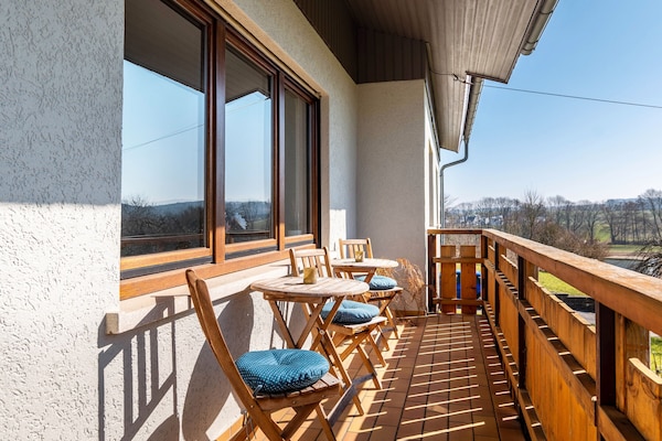 Zimmer 'Doppelzimmer 2' Mit Gemeinsamer Terrasse, Gemeinsamem Garten Und Wi-fi - Sinsheim