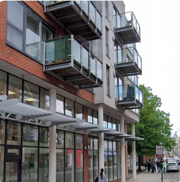 2bed Apt - City Centre With Balcony - Sleeps 6 - Southampton