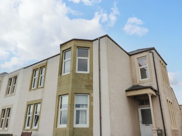 Ailsa View, Pet Friendly, Country Holiday Cottage In Girvan - Girvan