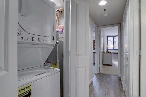 Sojourn  Courtland Towers 2 Br - Georgetown, DC
