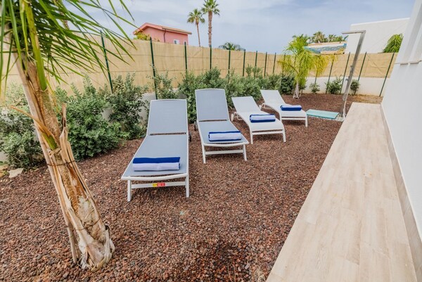 Villa Of The Palms (200mt From The Sea) - Campofelice di Roccella