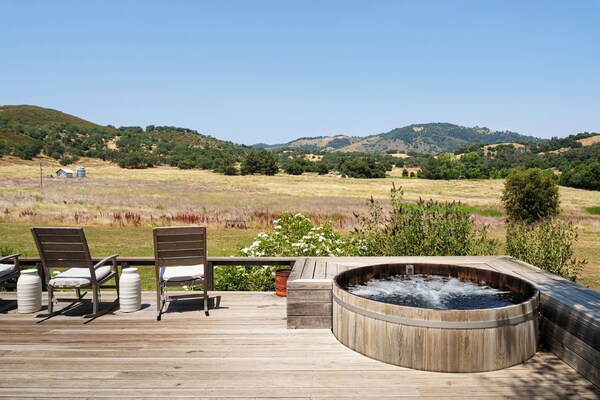 Bailey Creek Ranch - Hot Tub, Swimming Pond, And Views! - Julian, CA