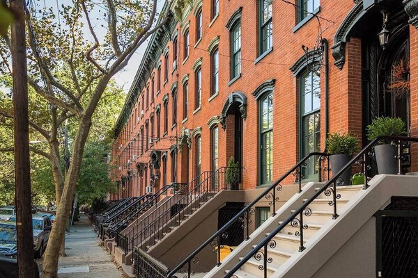 Van Vorst House Top Floor 1 Bedroom Apt 20 Mins To Nyc - Jersey City, NJ