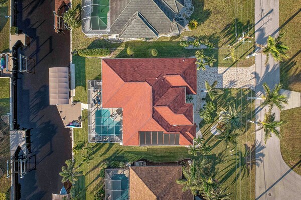 Cape Coral Pool Home With Dock - Fort Myers, FL