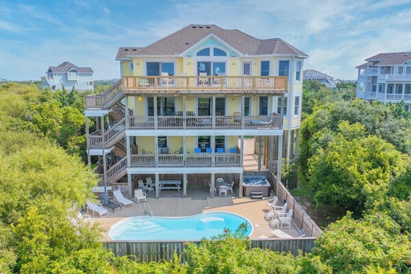 Summer Savings - Soundside Dog Friendly Home W/ Pool, Elevator, Hot Tub, Game Rm - Avon, NC