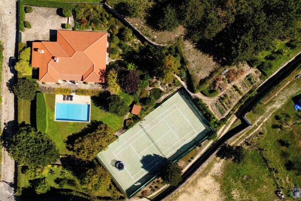 Hostwise - Countryside House | Pool And Tennis Court - Arcos de Valdevez