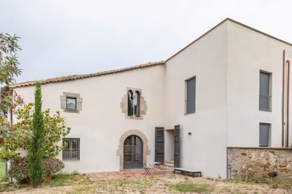 Romantic Apartment In Idyllic Nature Setting - Mollet del Vallès