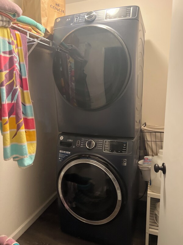 Charming 3-bedroom Pet Friendly House With Hot Tub,  Fitness Room, Wifi/puyallup - Puyallup, WA