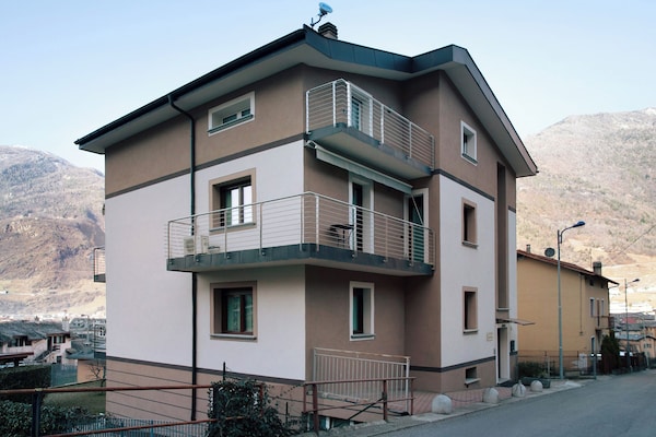 Apartment 'Il Castellaccio - Tirano' With Mountain View And Wi-fi - Tirano
