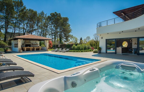 Tolles Haus In Jursici Mit Sauna - Kanfanar
