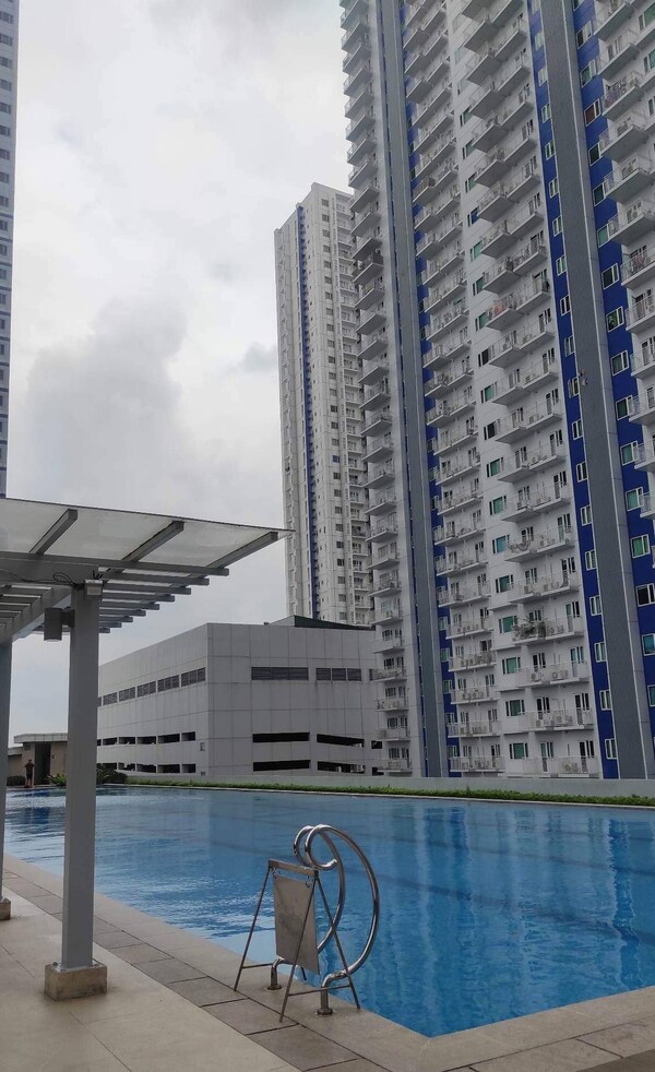 Grass Residences Tower3 One 83 One - Malabon