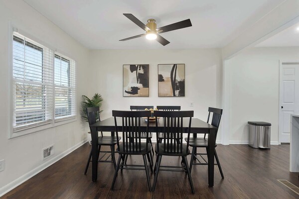 New Spacious Home_centrally Located - Overland Park, KS
