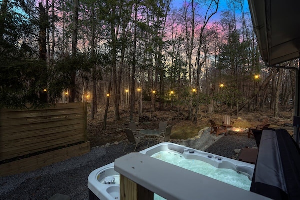 Classic Cabin | Lake Access | Hot Tub - Pocono Mountains, PA